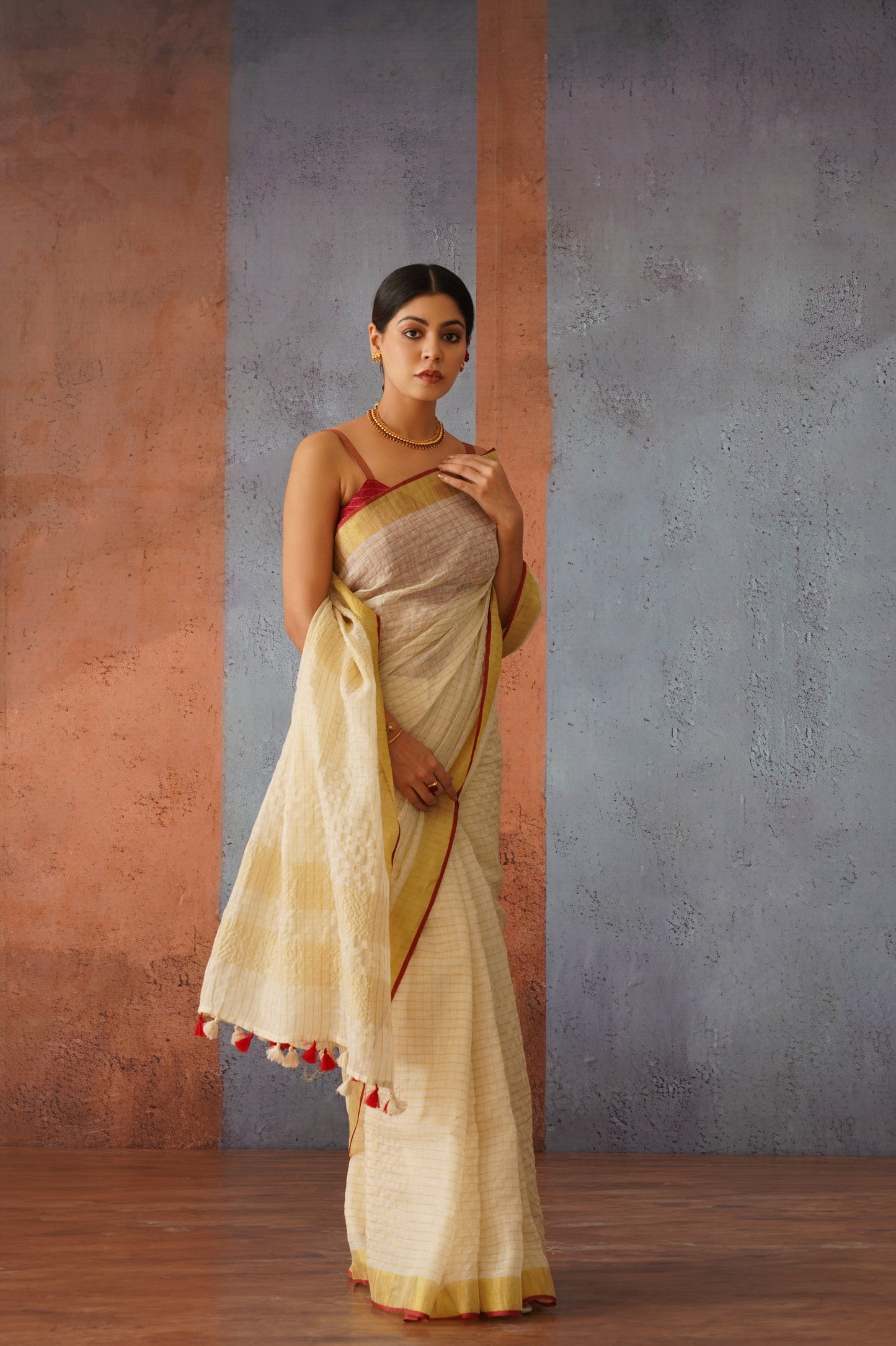 Off White Checks Linen Zari Sari – gotitli