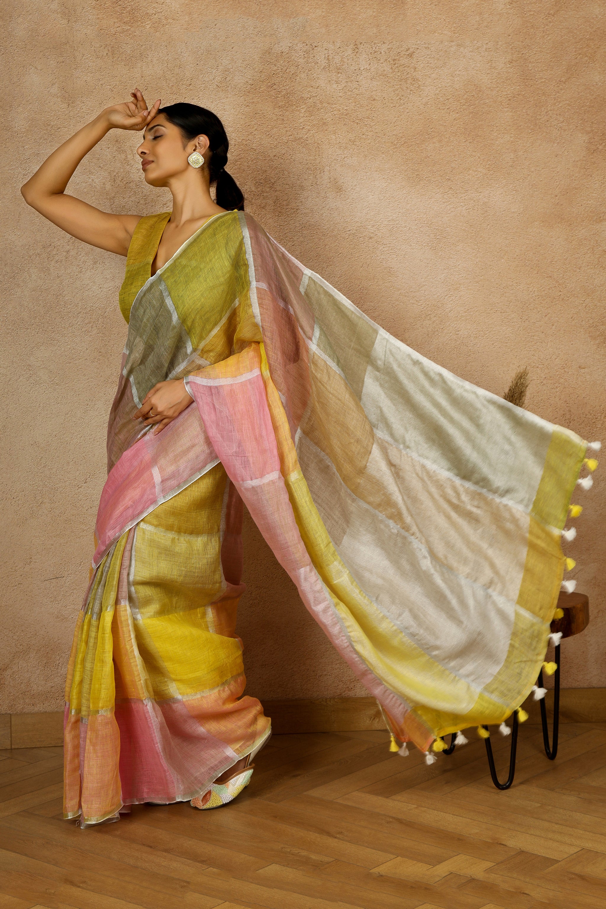 Handwoven Linen Sari – gotitli